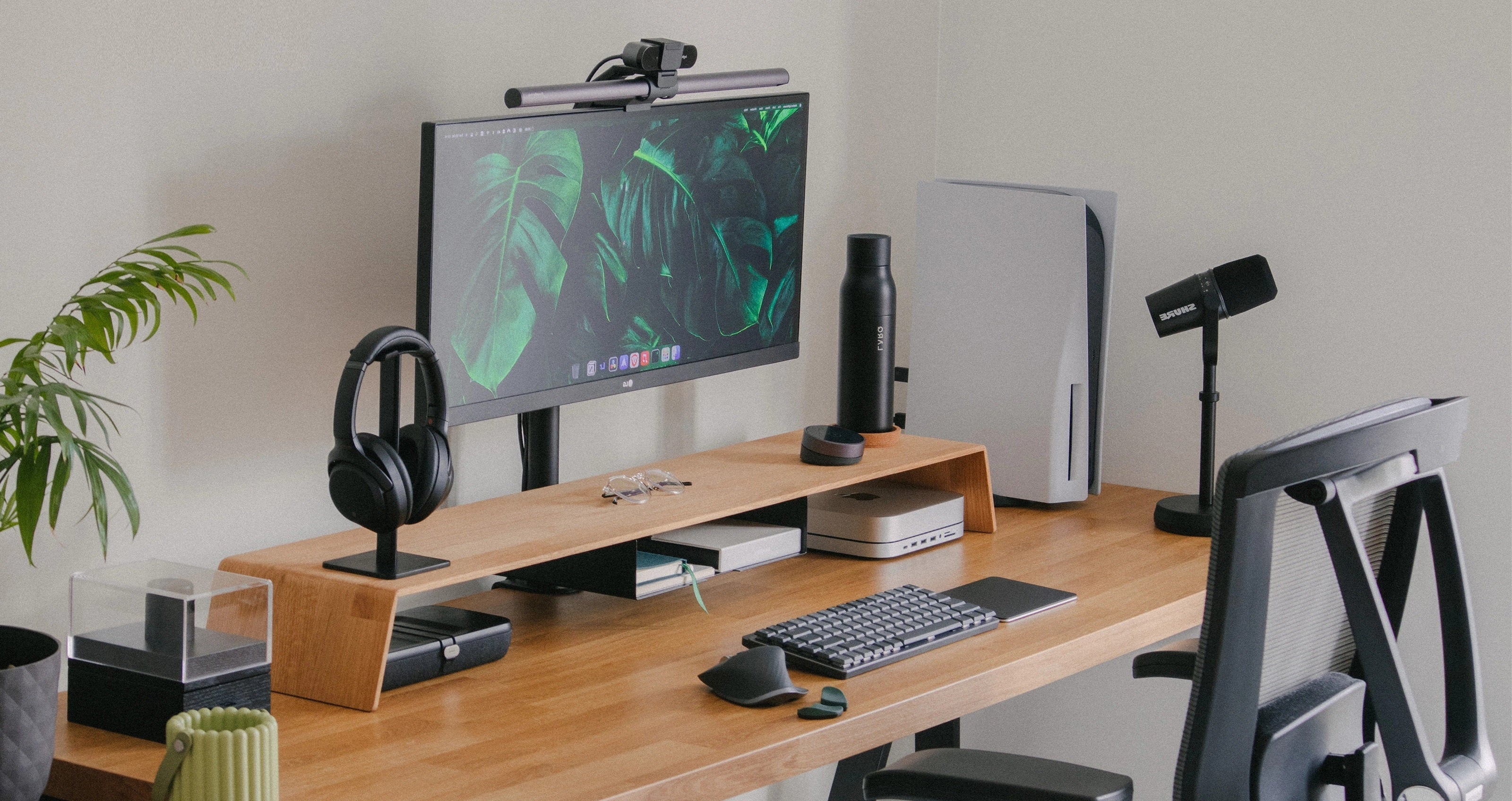 8 Best Trading PCs and Laptops for Stocks & Forex (Reviews) – Grand Goldman