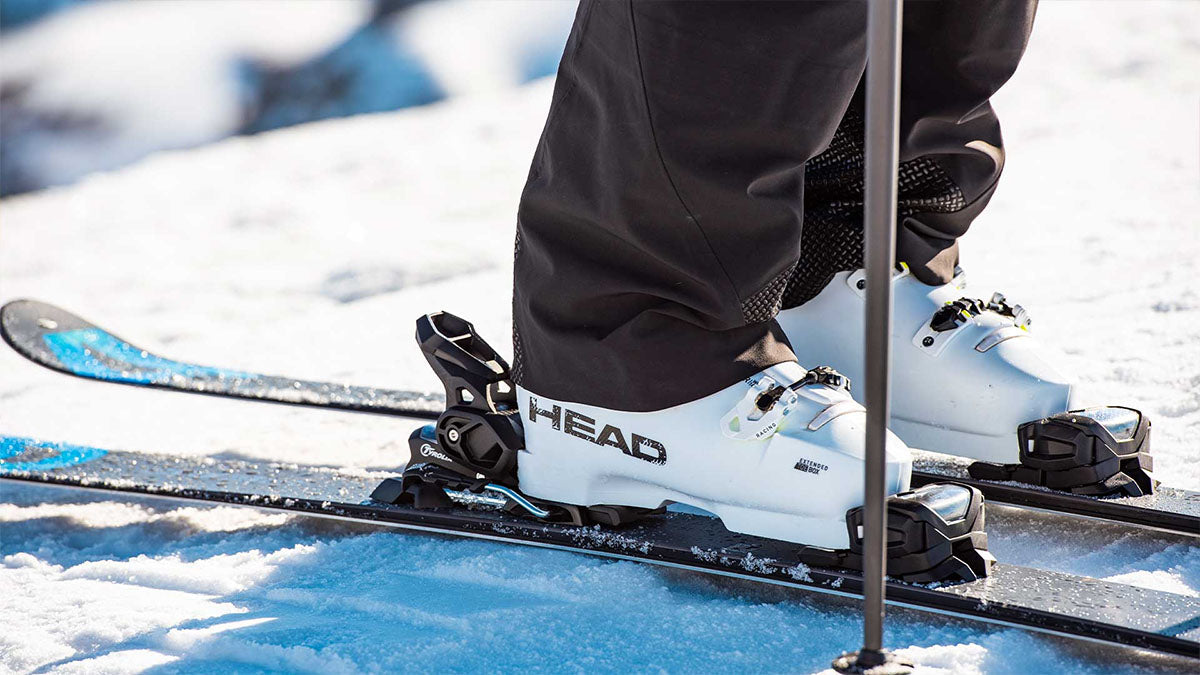 10 Best Low Volume Ski Boots for Narrow Feet (Reviews) – Grand Goldman